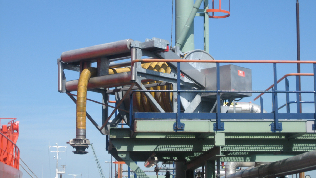 Hose Tower | Marine loading | WLT